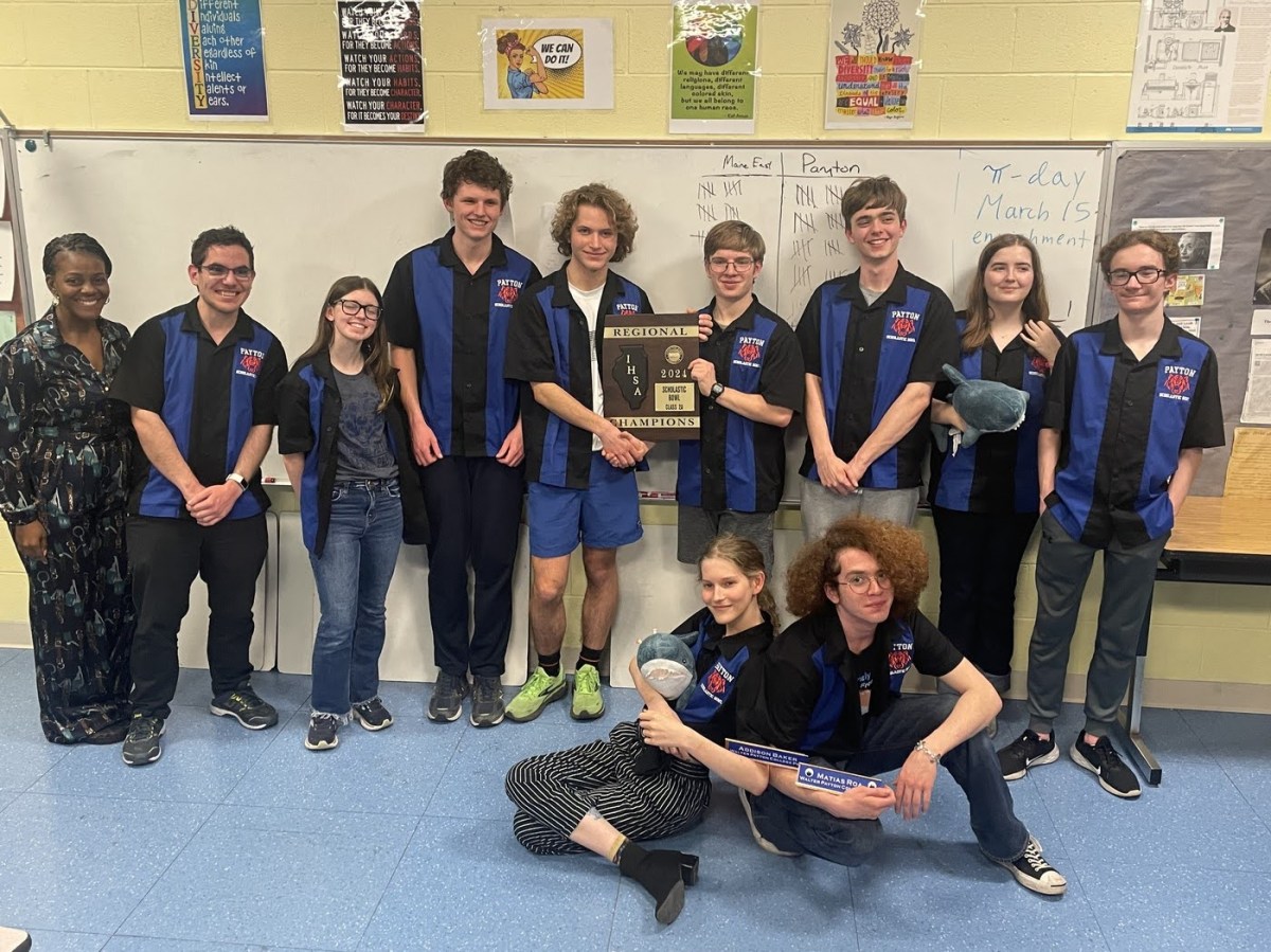 The Best Scholastic Bowl Team in CPS History – The Paw Print